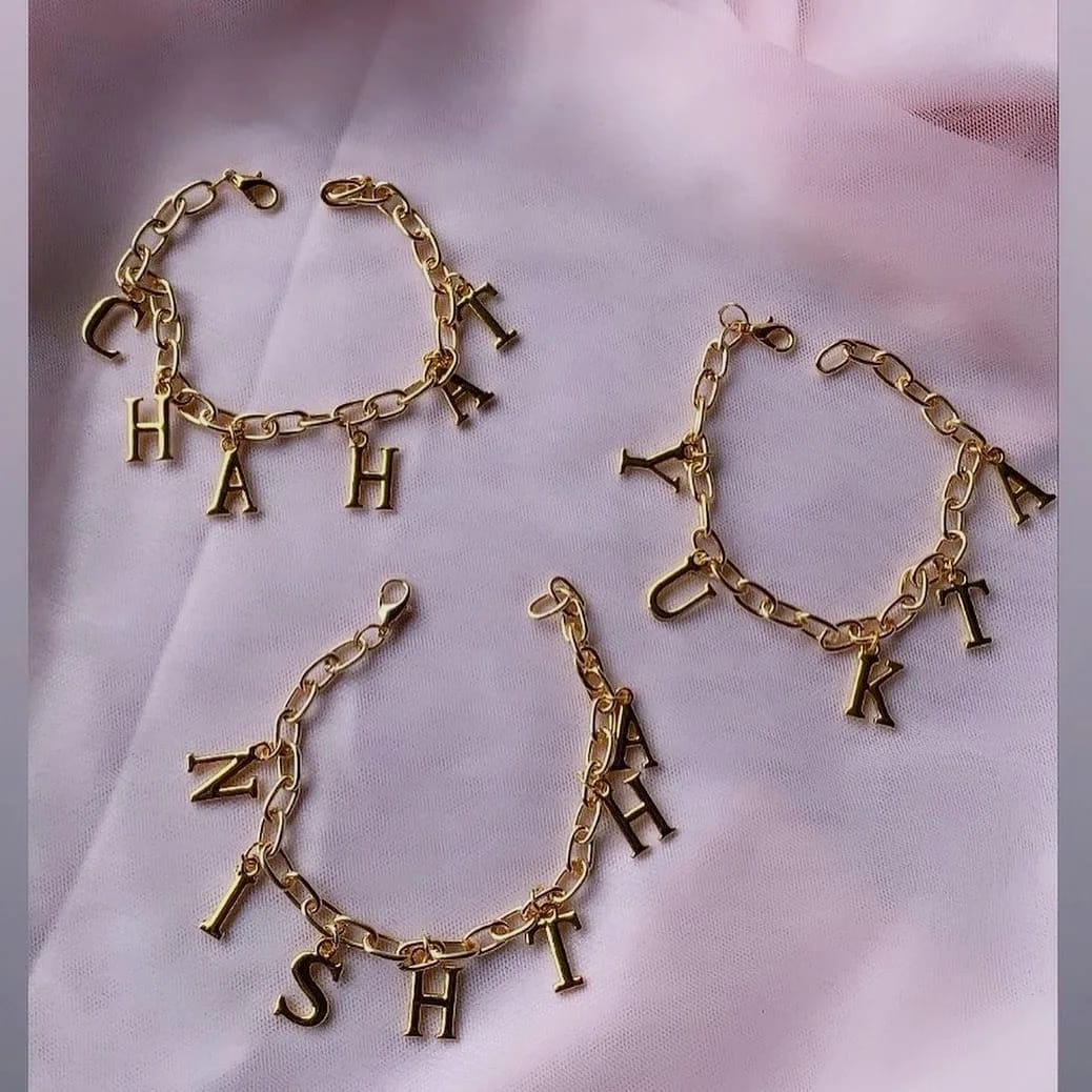 Personalized Golden Initials Chunky Oval Chain Name Bracelet – Pradhan ...